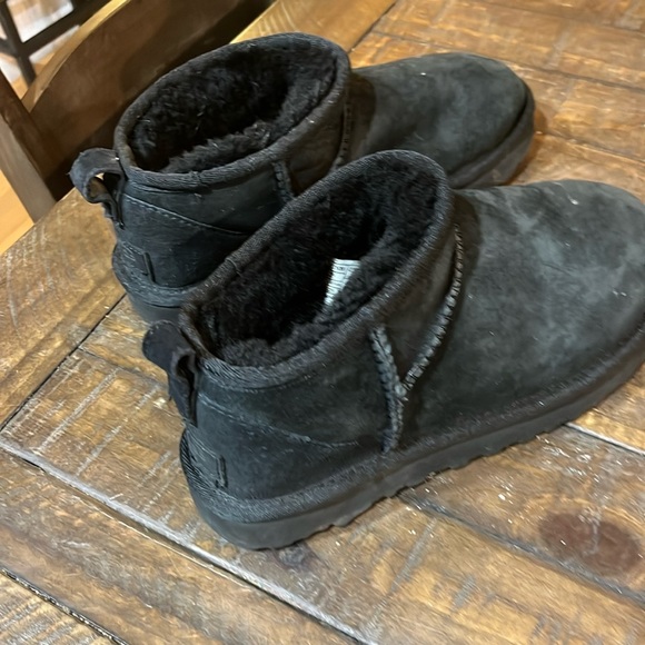 UGG | Shoes | Ultra Mini Uggs Very Good Condition | Poshmark
